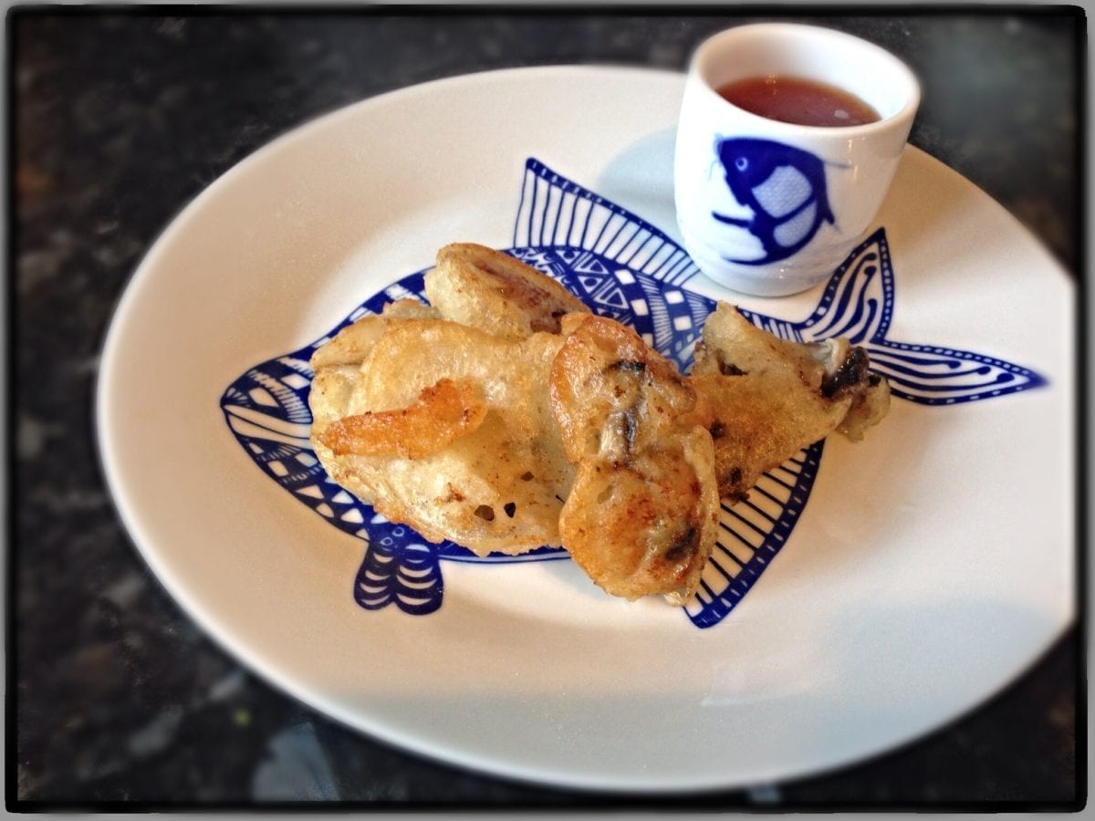 Tempura Oysters with sweet chilli sauce • Foodie Explorers
