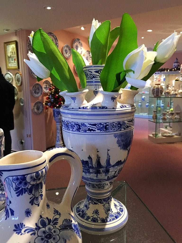 Travel: Finding out about Delft pottery • Foodie Explorers