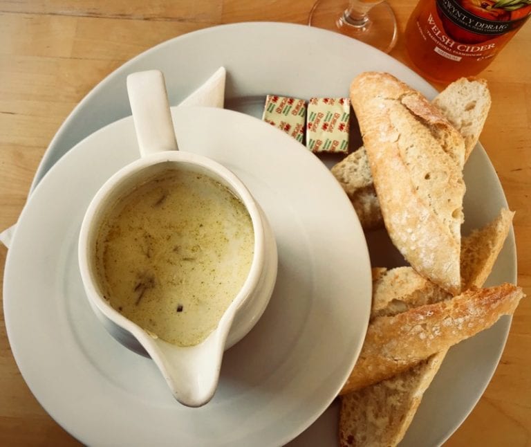 Food review: Wavecrest Cafe, West Angle Bay, Wales • Foodie Explorers