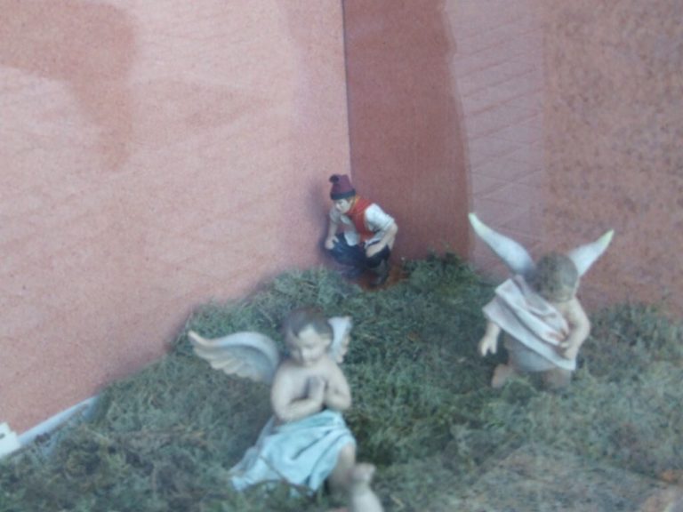 What is the Catalan Christmas pooping man? • Foodie Explorers