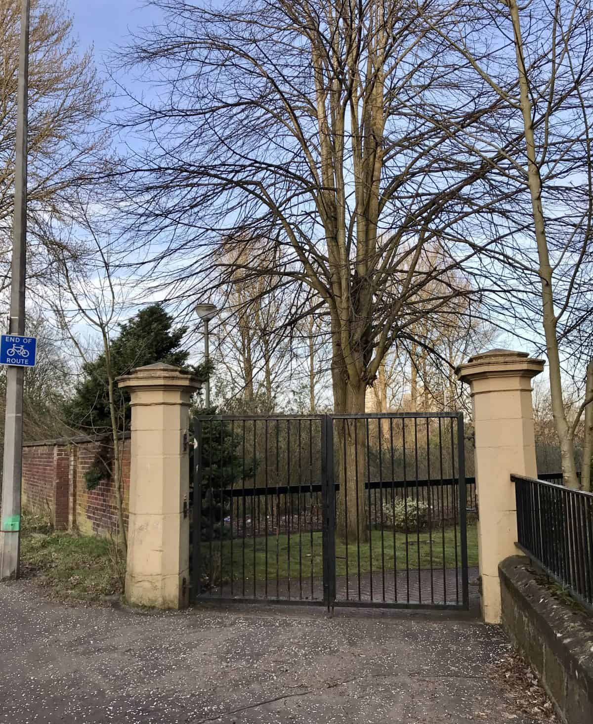 Travel : Pollokshaws Trail • Foodie Explorers