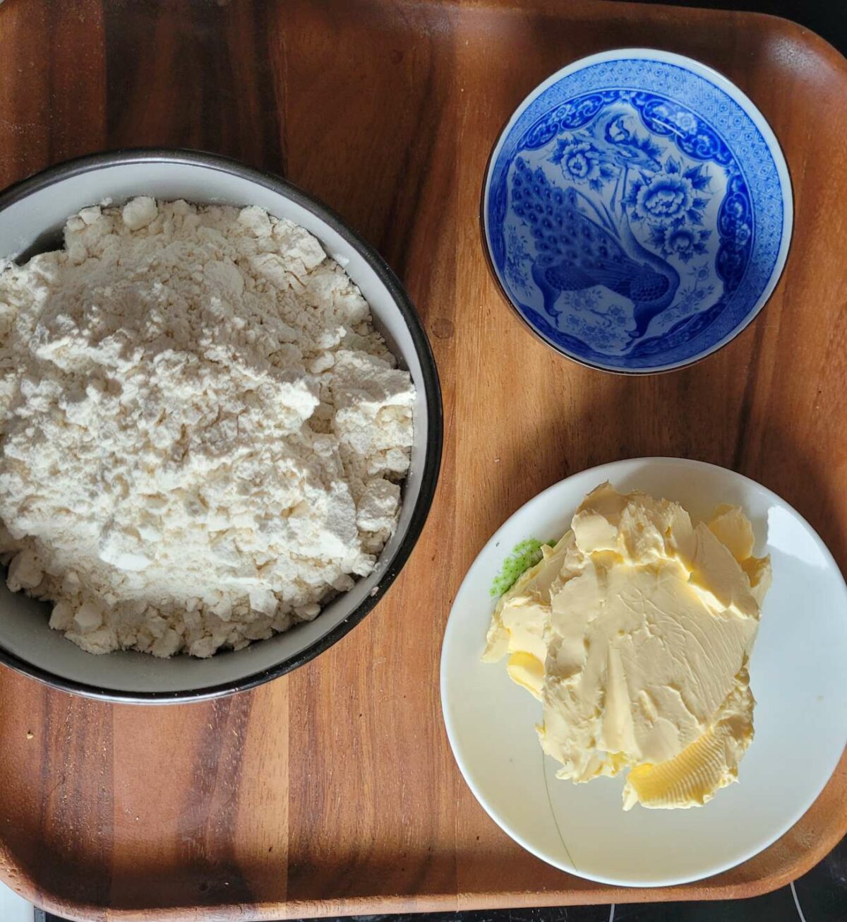 Scottish Fruit Slice Recipe • Foodie Explorers