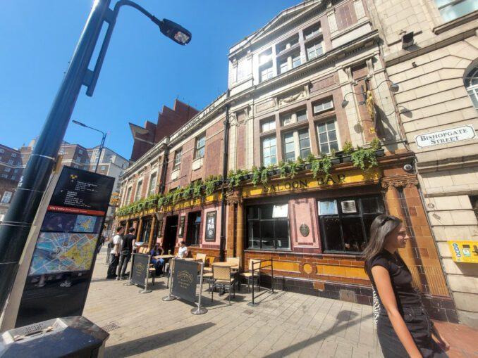 Leeds Beer Tour • Foodie Explorers | UK Food & Travel Website ...