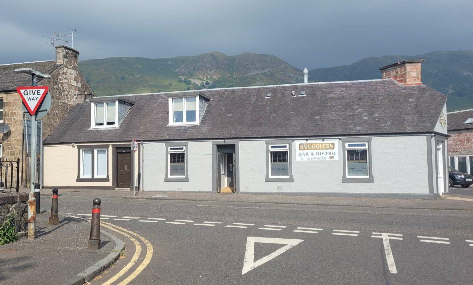 Restaurant Review: Smugglers Bar & Bistro, Tillicoultry • Foodie Explorers