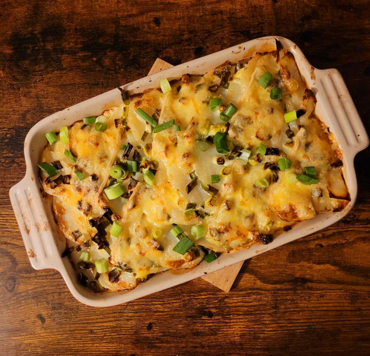 Haggis Bake - The best way to eat haggis, neeps and tatties • Foodie ...