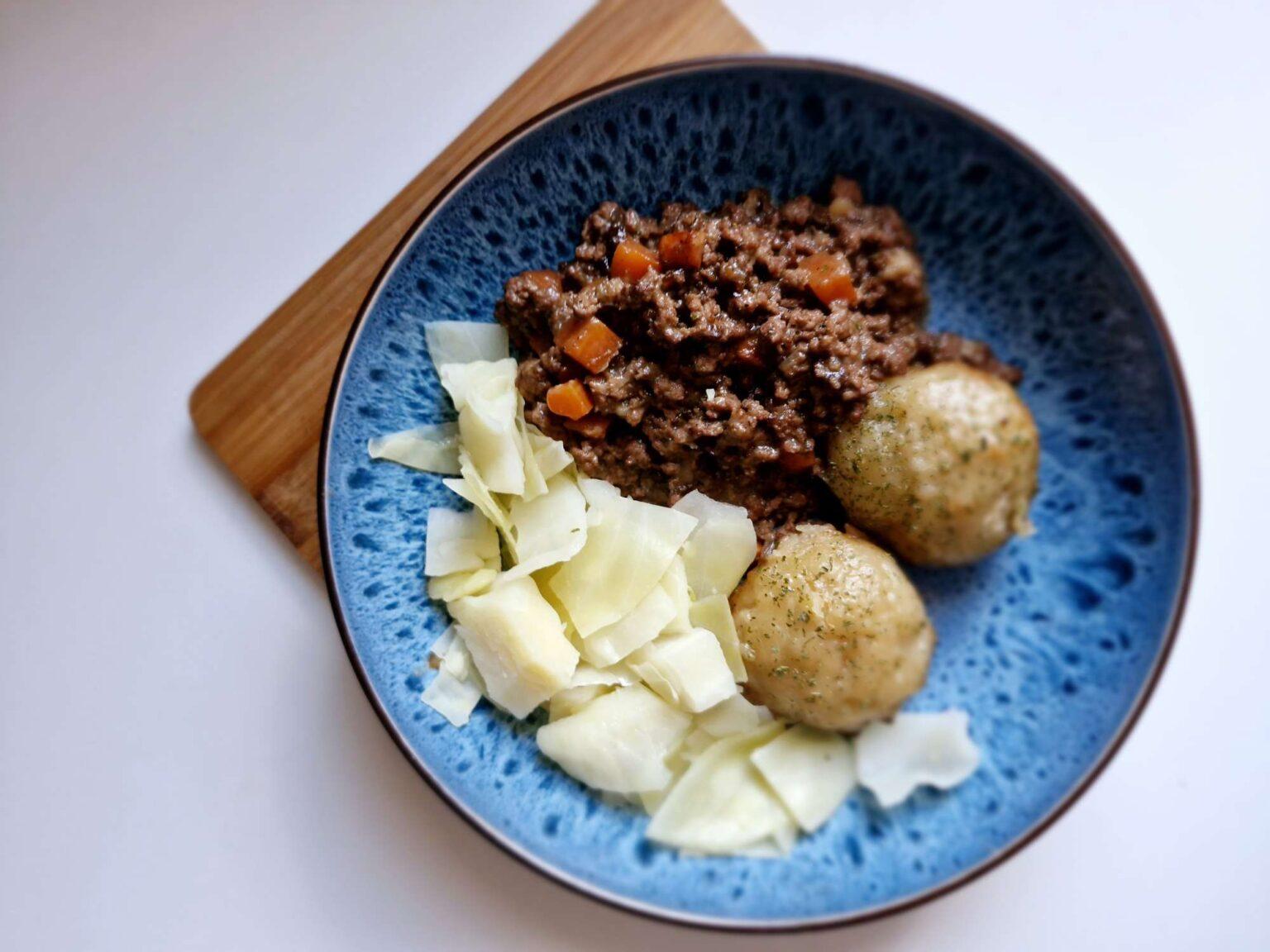 Easy Scottish Mince and Dumplings Recipe • Foodie Explorers
