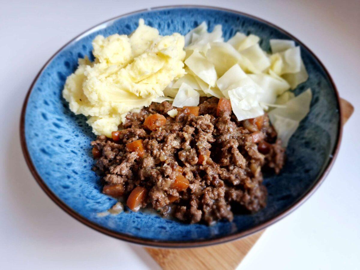Easy Scottish Mince and Tatties Recipe • Foodie Explorers | UK Food ...