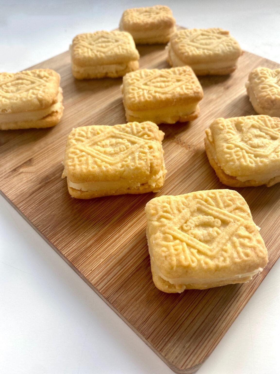 Custard Creams Recipe • Foodie Explorers